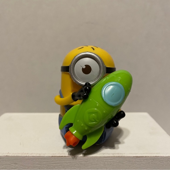 Toys | 217 Mcdonalds Happy Meal Toy Despicable Me 3 Minions Rocket ...
